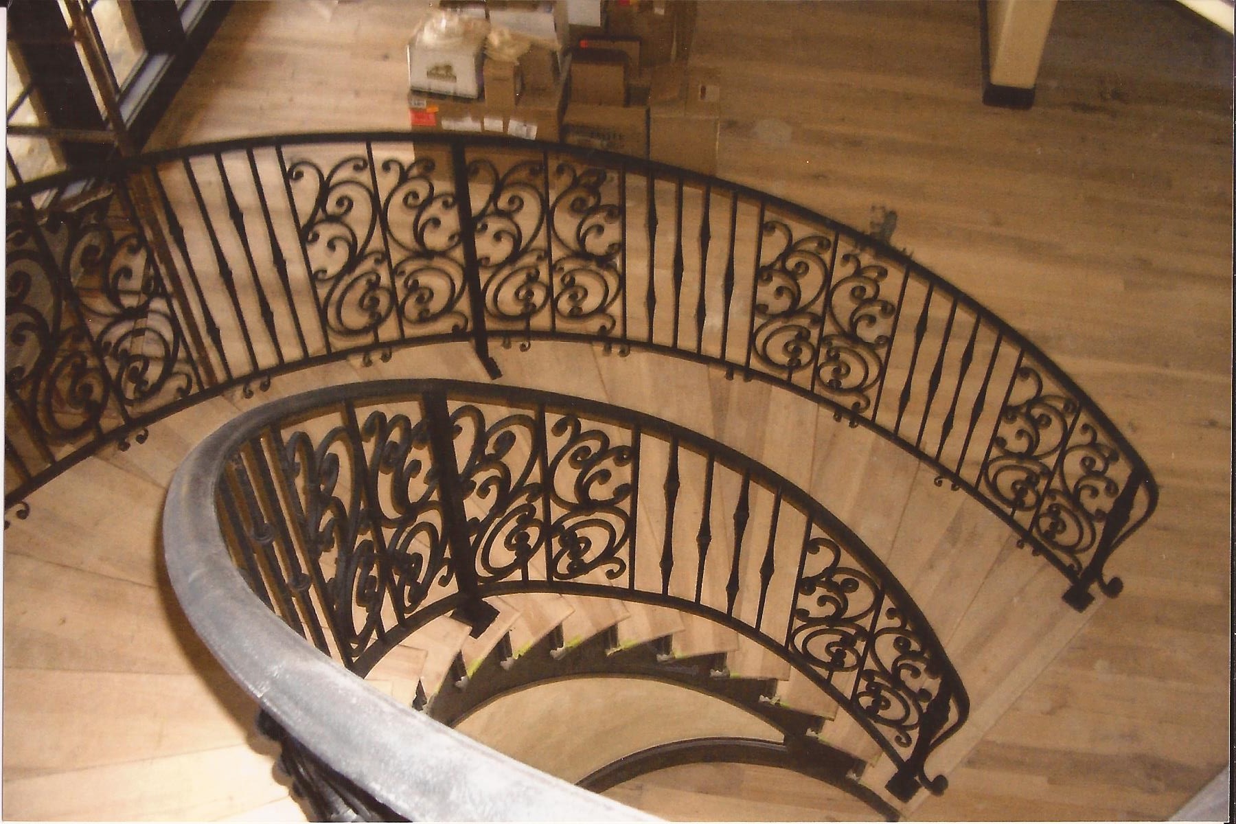 Home Slider 3 - Apollo